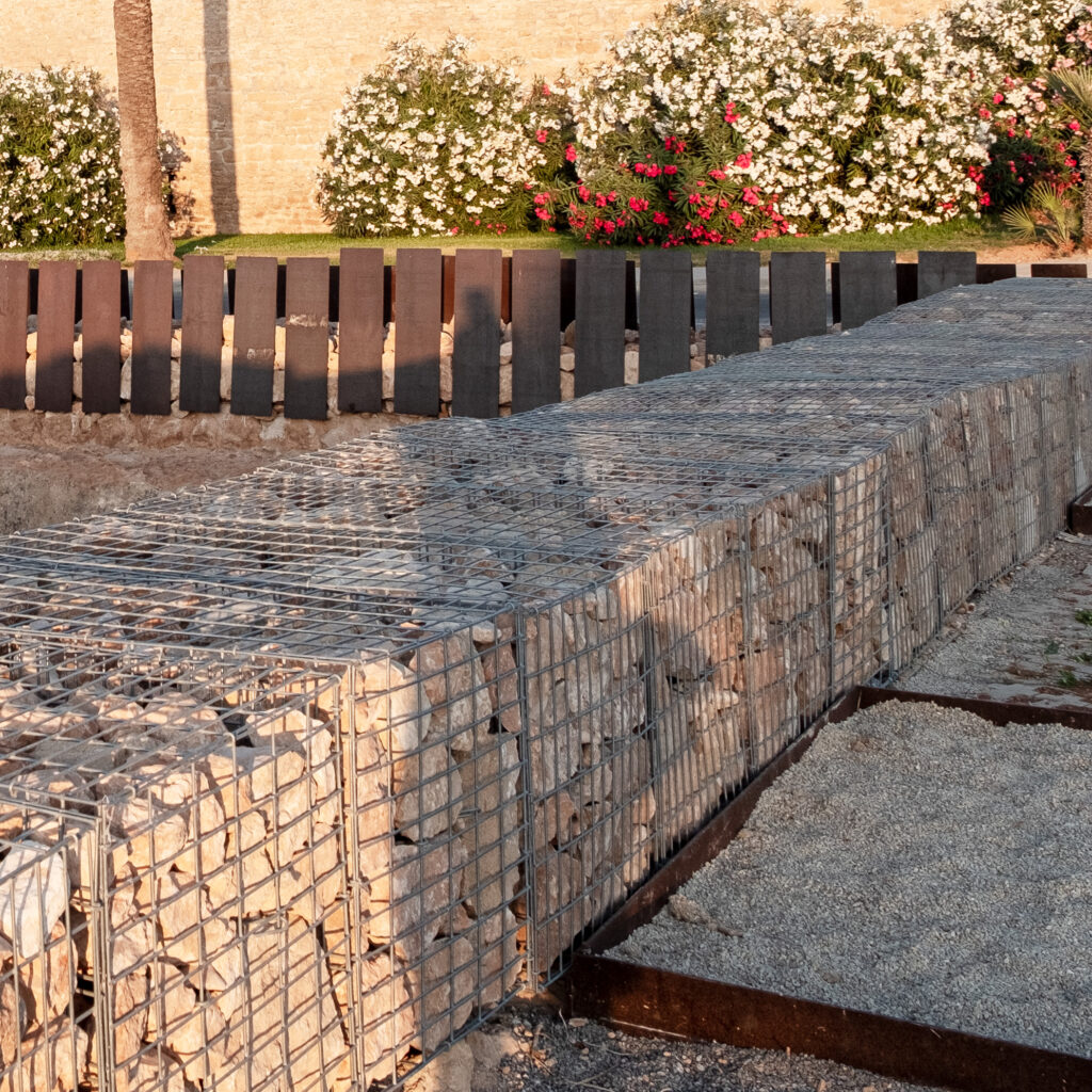 Home - Km5 Cantera El Rocà